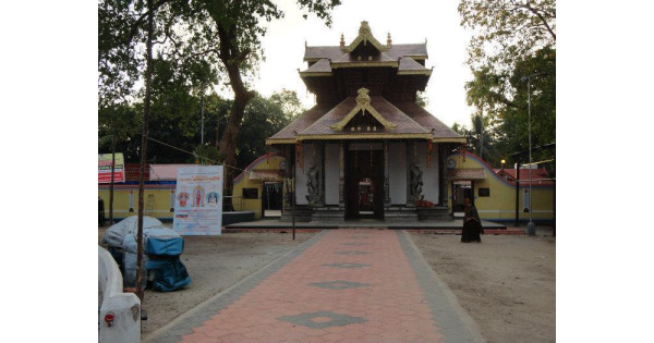 Anjumana Temple,Darshan Information