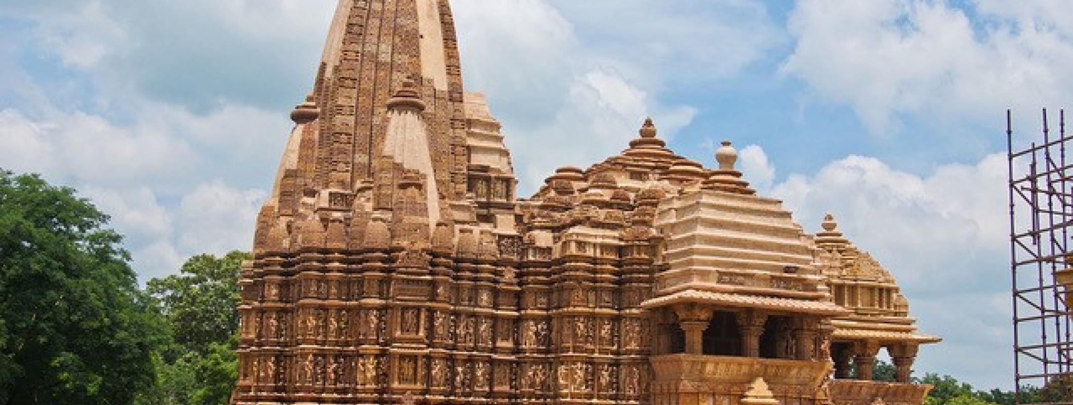 Devi Jagadambi temple,Darshan Information
