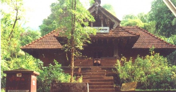 Kottiyoor Mahadeva Temple,Darshan Information