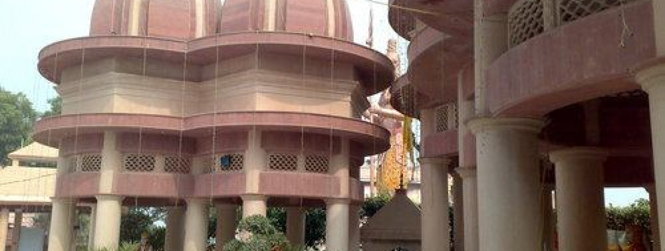 Shri Baba Dham Sidhapeeth,Darshan Information