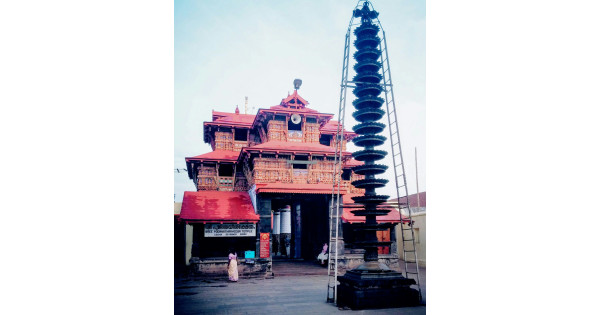 Sree Poornathreyesa Maha Vishnu Temple Tripunithura,Darshan Information
