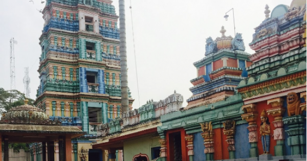 Sri Vasavi Kanyaka Parameswari Temple,Darshan Information